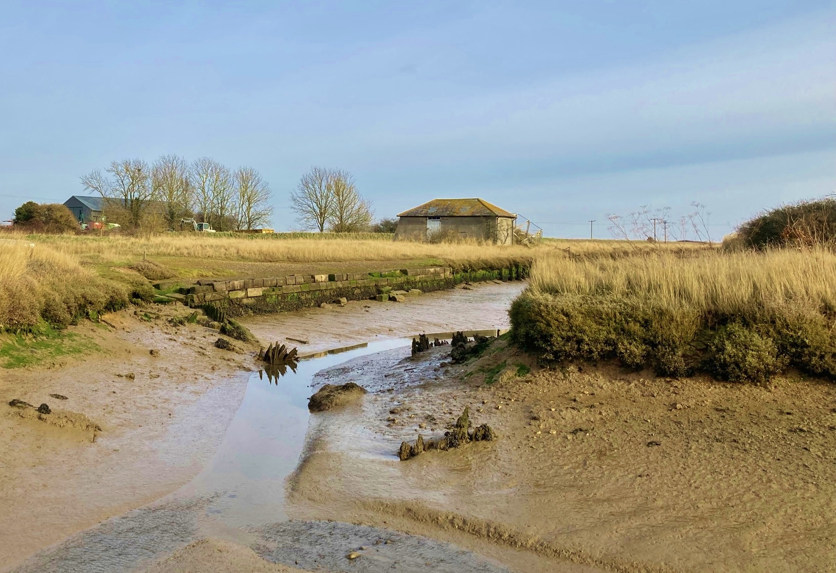 32: Stones of Old London Bridge at Beaumont Quay – Building London ...