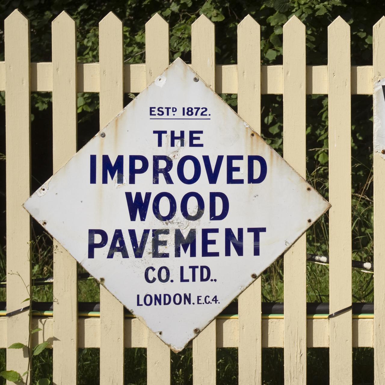 58: London’s hidden and not so hidden, wooden streets. – Building ...