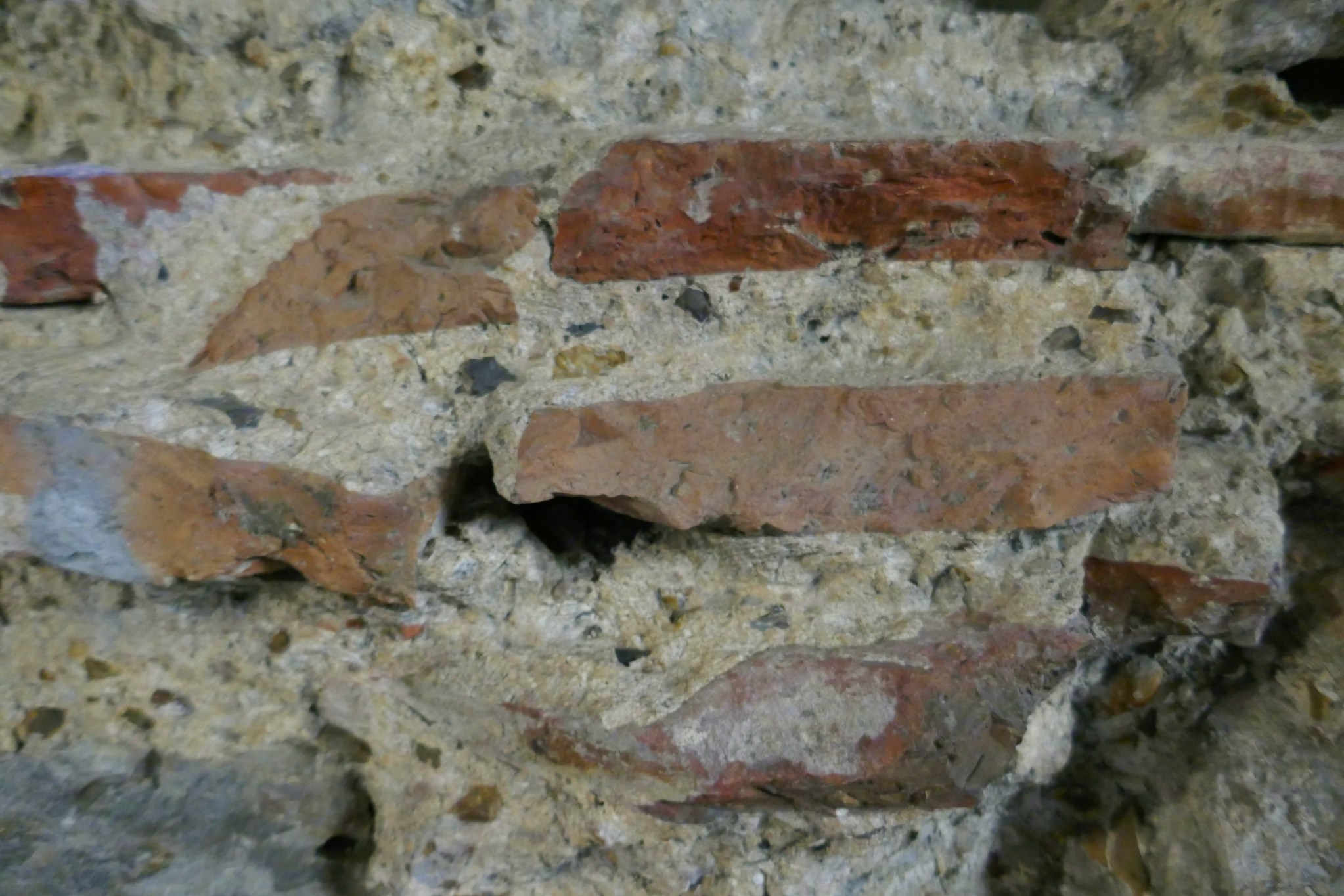59: The building blocks of London’s Roman wall – Building London – what ...